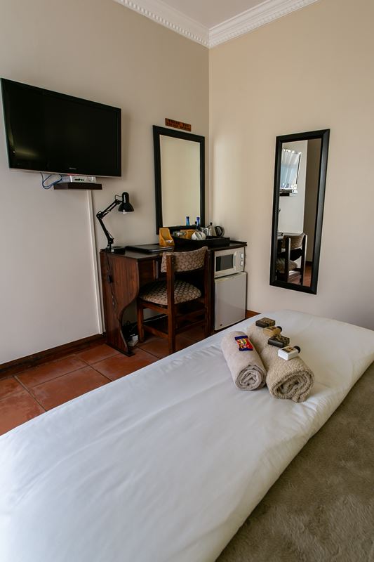 Room 08 - Royl Court Guest House